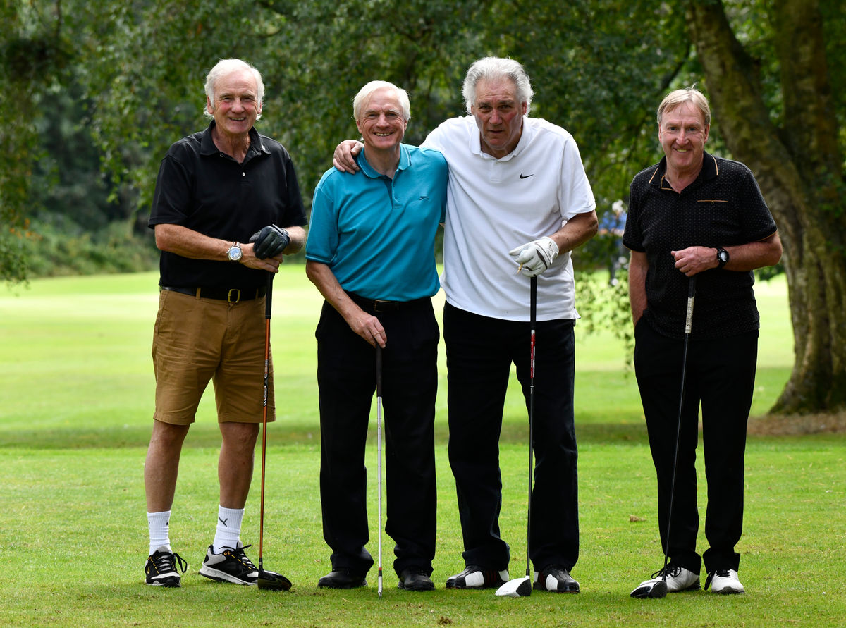 Former Wolves players tee up another golden golf day | Express & Star