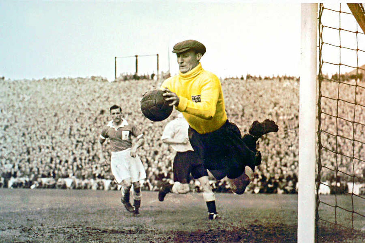 Bert Williams: Death of a Wolves legend | Express & Star