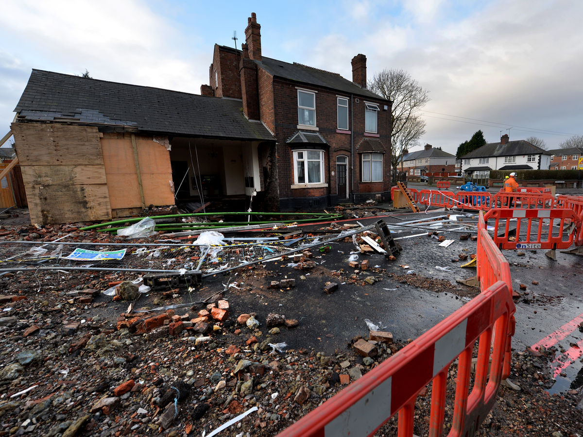 Schools closed and home wrecked as burst main floods Tipton road again ...