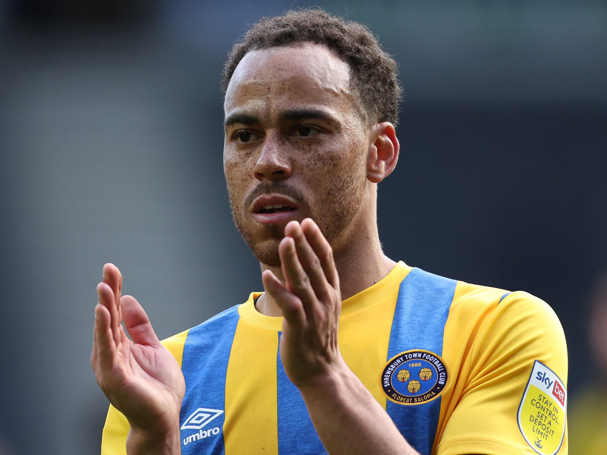 Shrewsbury's Elliott Bennett after re-signing: I'll play until I'm told ...