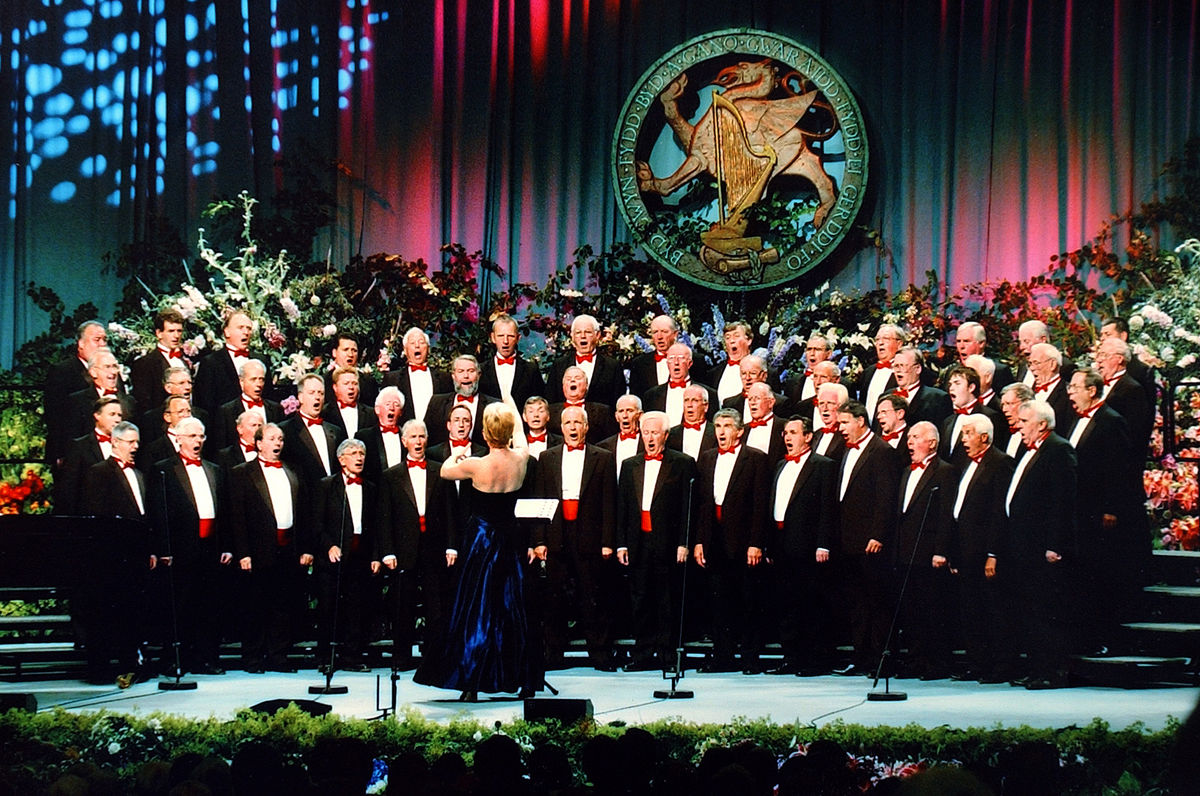 Fron Male Voice Choir celebrates seven decades of song | Shropshire Star