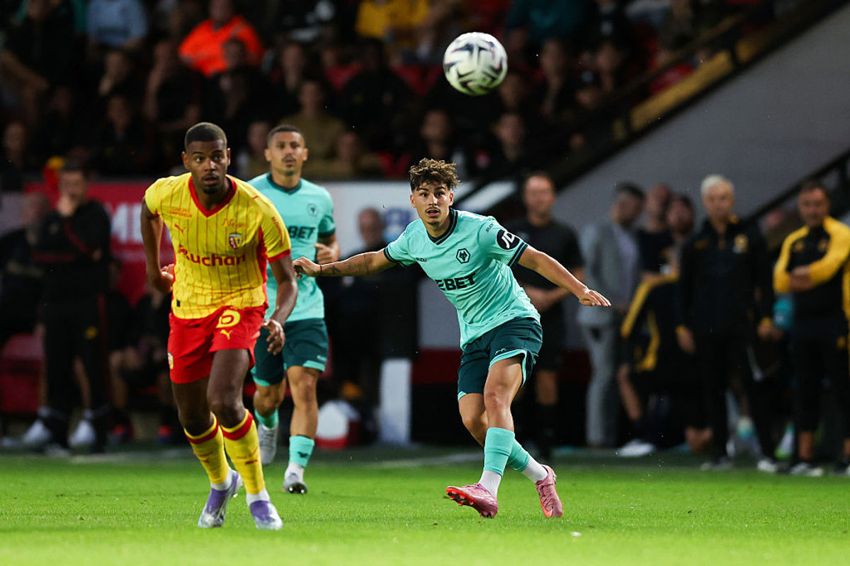 "I'm a better footballer" - Wolves' Rodrigo Gomes on his development in ...