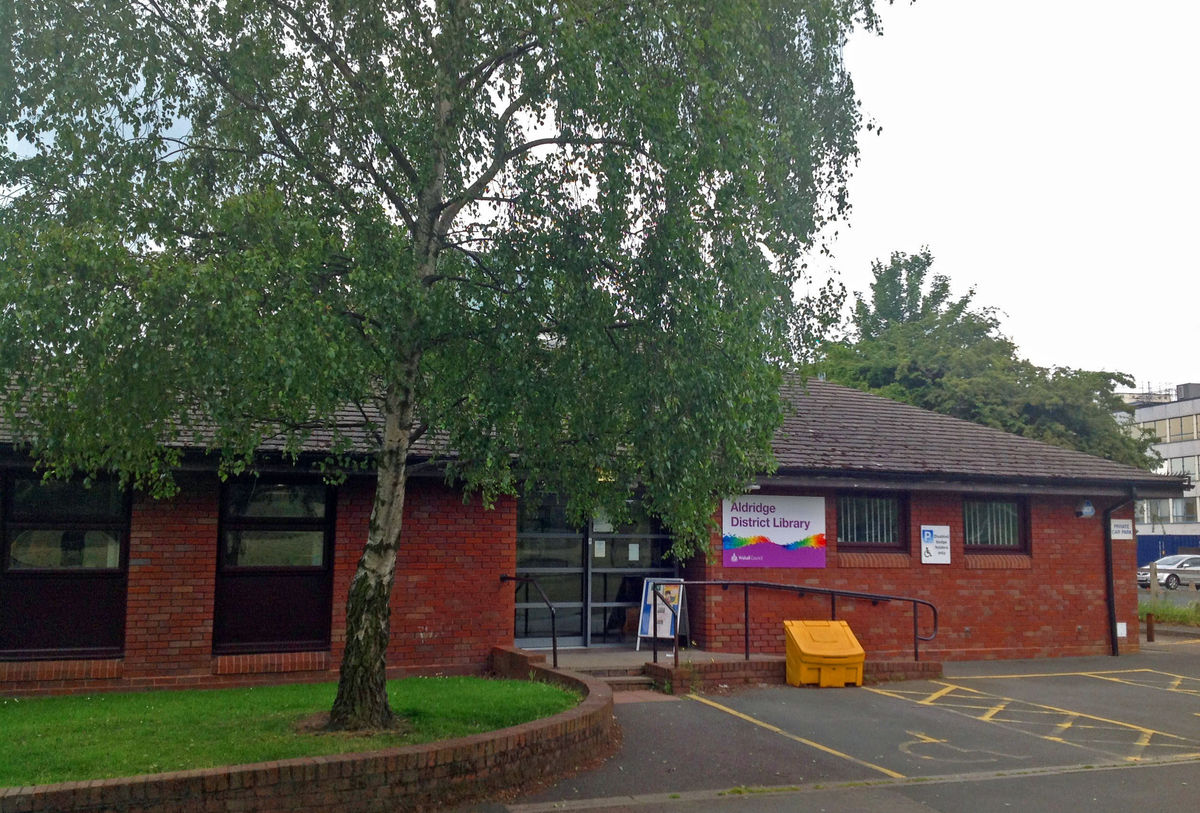 Walsall libraries to stay closed as council leader launches review ...