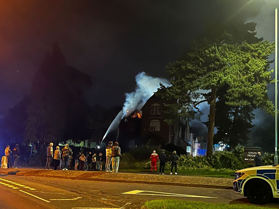 Watch: Firefighters tackle major blaze at popular Shrewsbury pub which ...