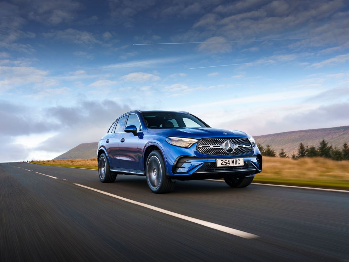 These are the plug-in hybrids with the longest electric ranges ...