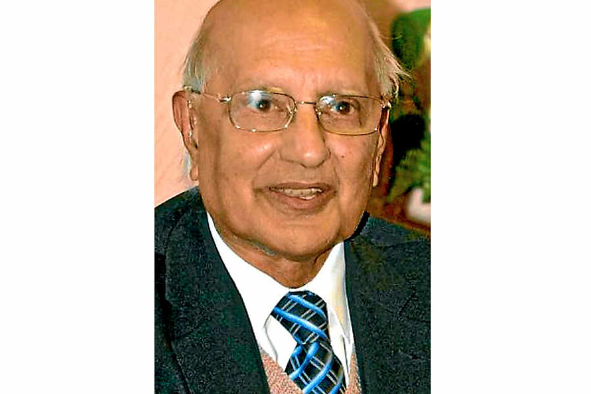 Lord Tarsem King dies suddenly at 75 | Express & Star