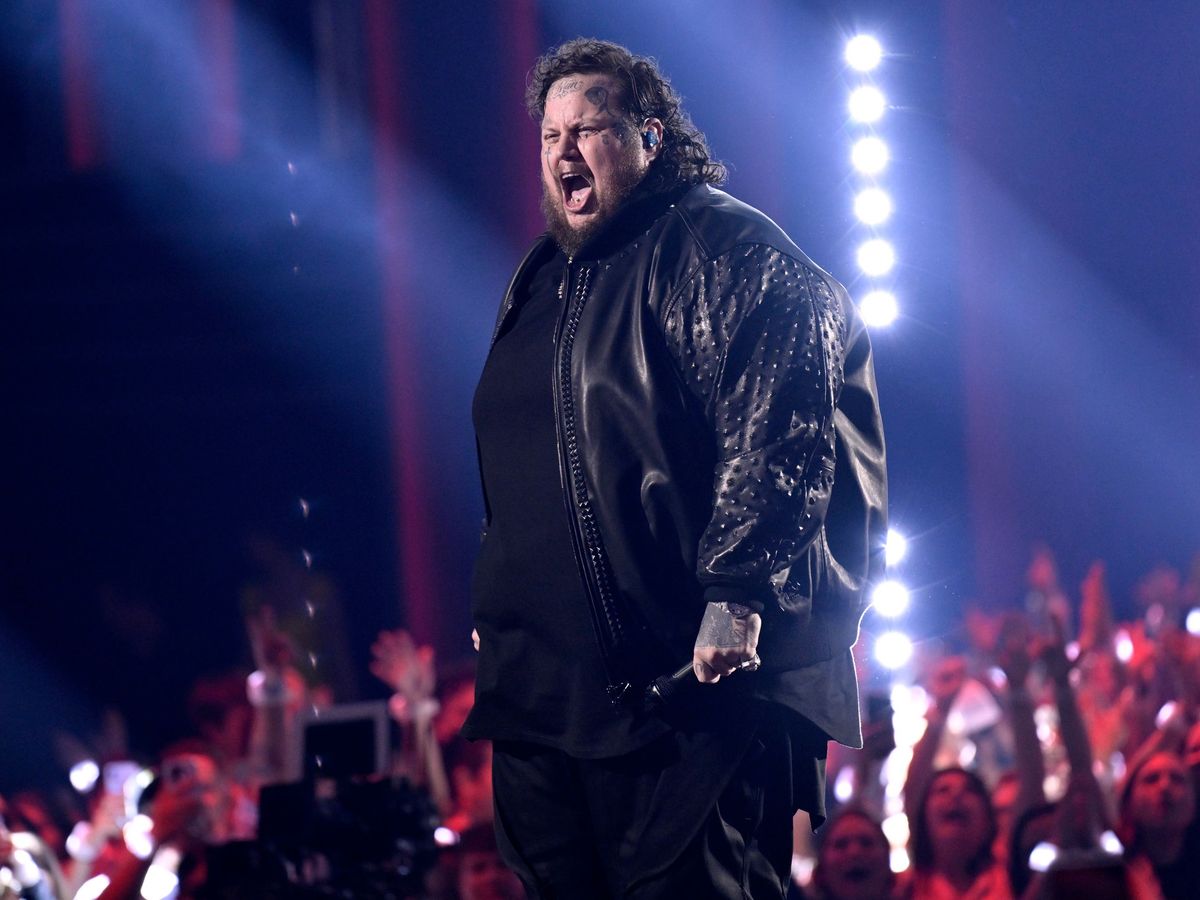 Rapper-turned-country singer Jelly Roll reigns at CMT Music Awards show ...