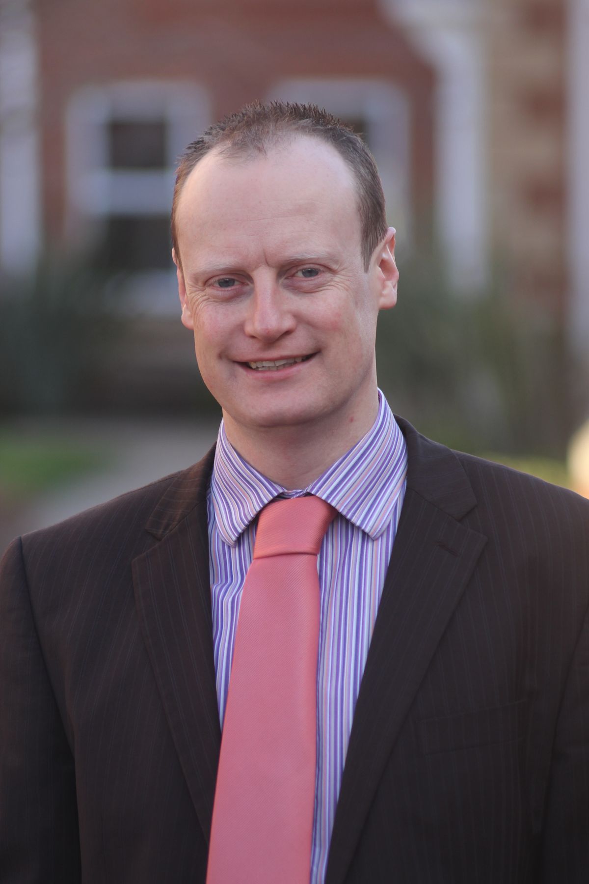 Justice system 'crumbling', claims lawyer | Express & Star