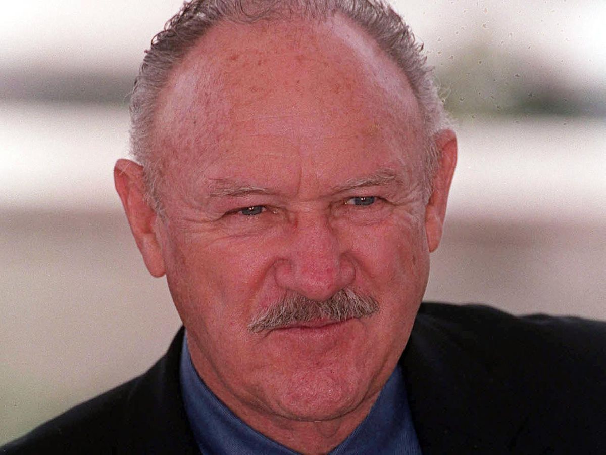 Body camera footage released showing scene outside Gene Hackman’s home ...