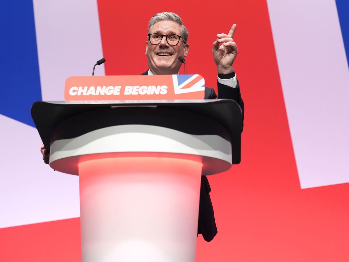 Starmer uses keynote speech to offer light amid gloom of fiscal black ...