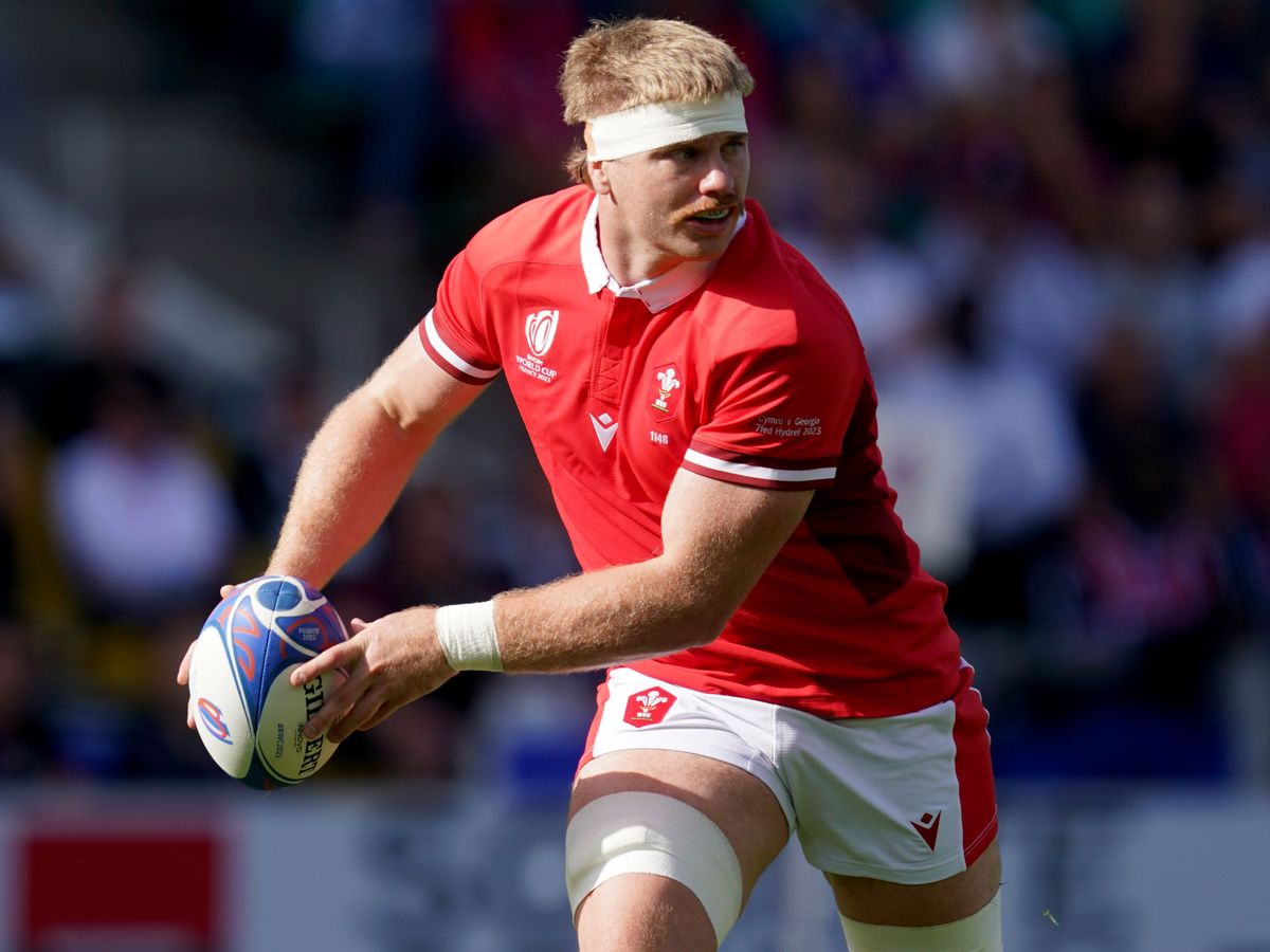 Aaron Wainwright says Wales at ‘low point’ but urges team to prove ...