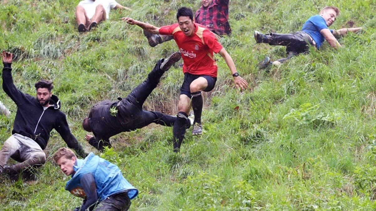 Drop everything and look at these glorious photos of people rolling ...