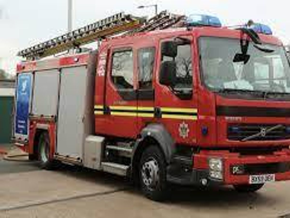 Traffic diverted as fire crews battle blaze in Walsall | Express & Star