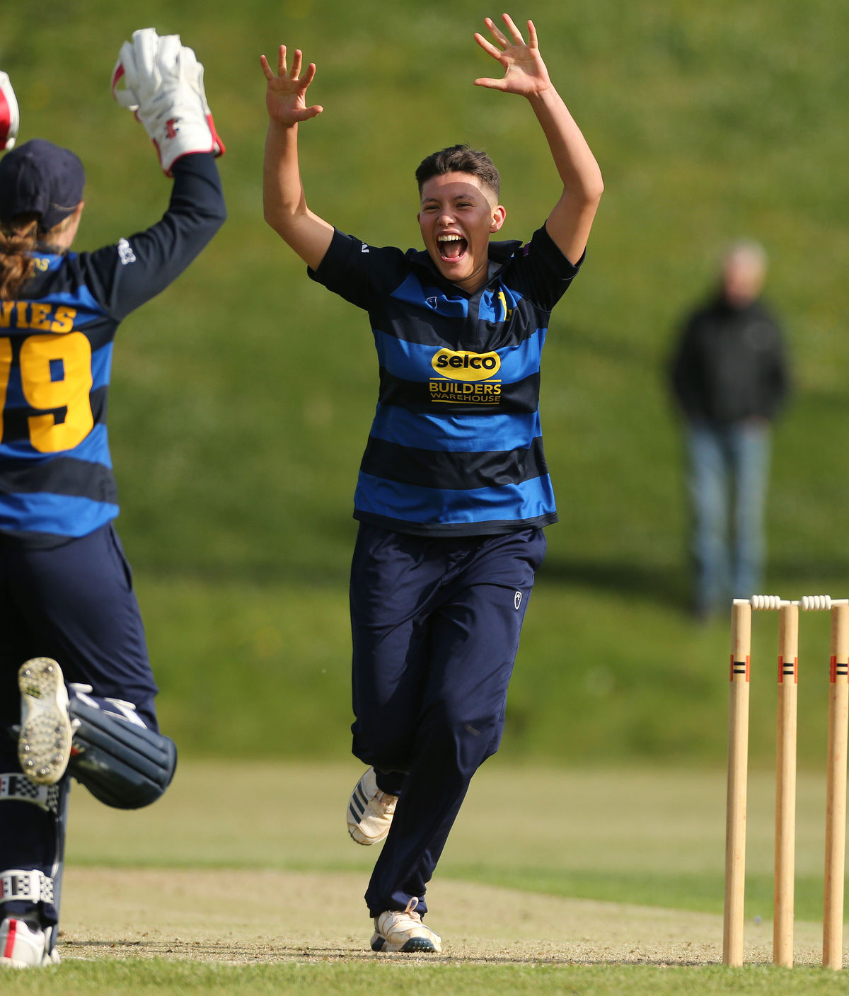 Issy speeds into the Phoenix squad for summer of cricket | Shropshire Star