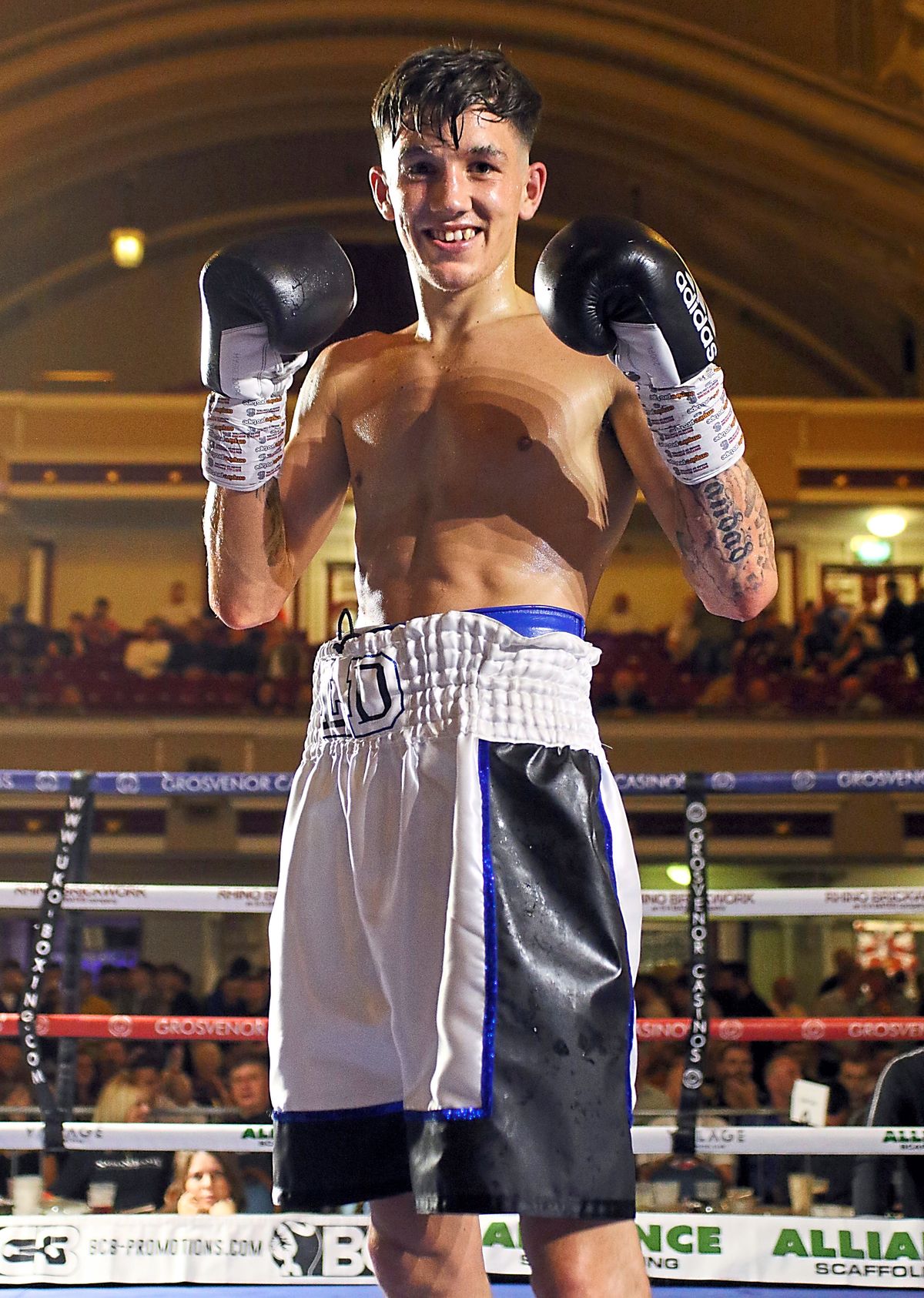 Boxer Liam Davies waits to follow in father’s footsteps | Shropshire Star