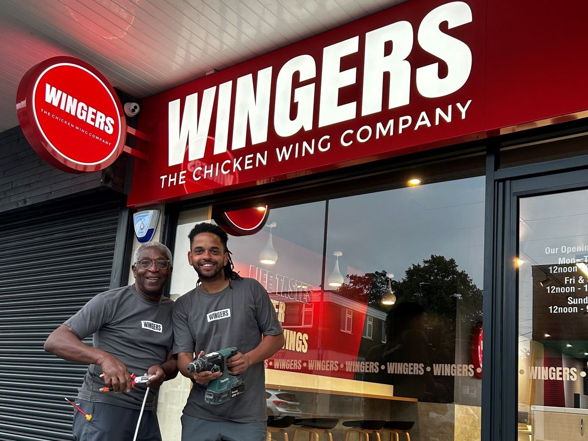 Fried chicken wings franchise Wingers opens doors in Aldridge | Express ...