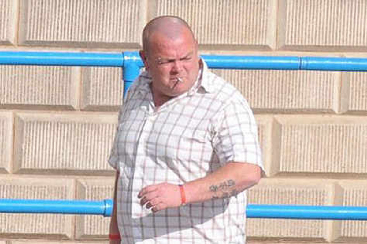 Football yobs may face prison | Express & Star