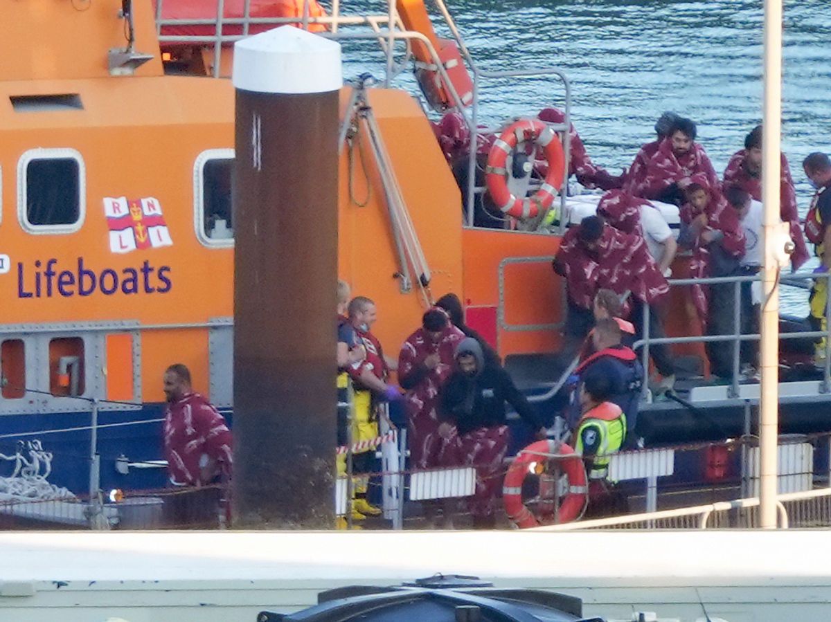 ‘Birds, boats and a sign of the times at a police station’ – The Peter ...