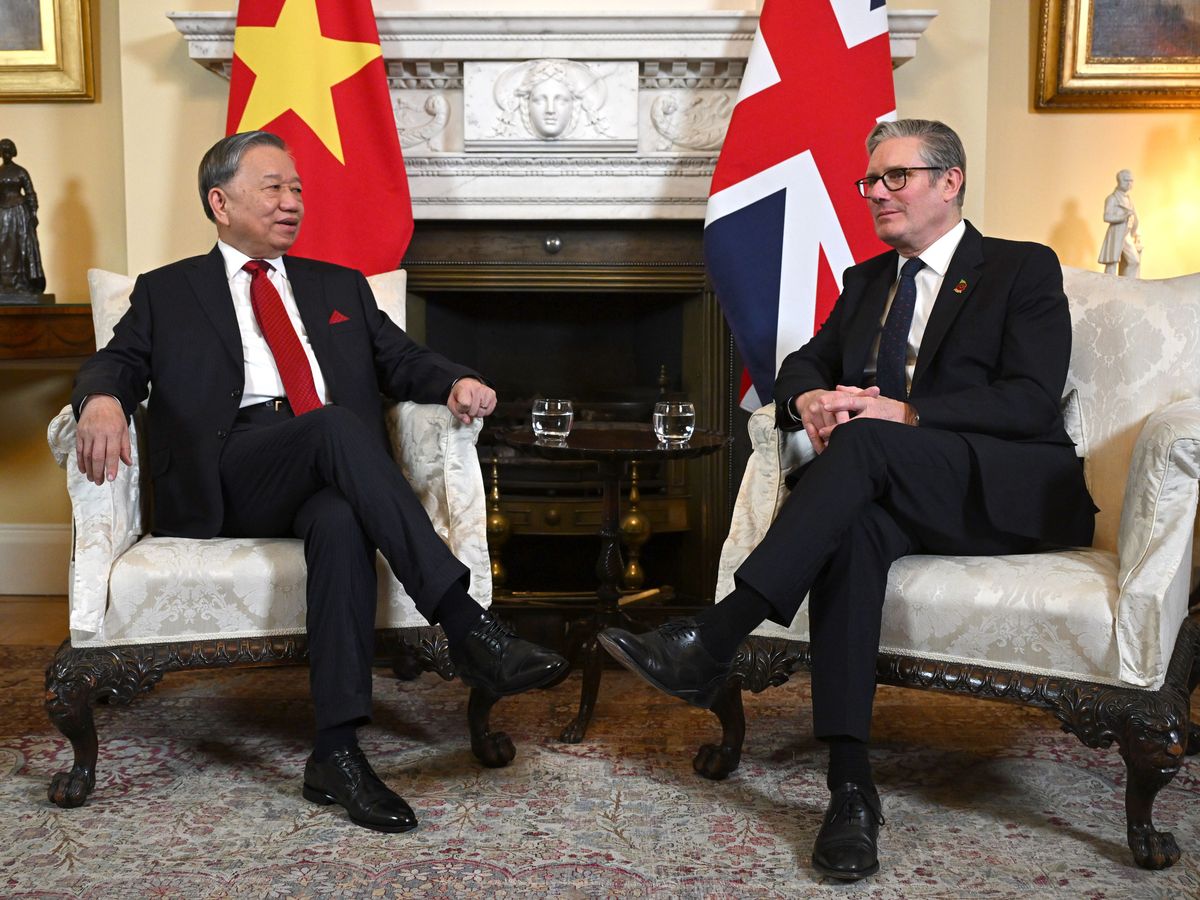 UK strikes deal to more swiftly deport illegal migrants back to Vietnam | Express & Star