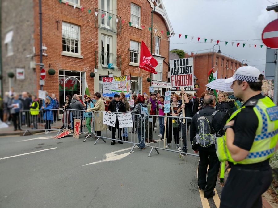 Hundreds on Newtown streets for illegal immigration protest and counter ...