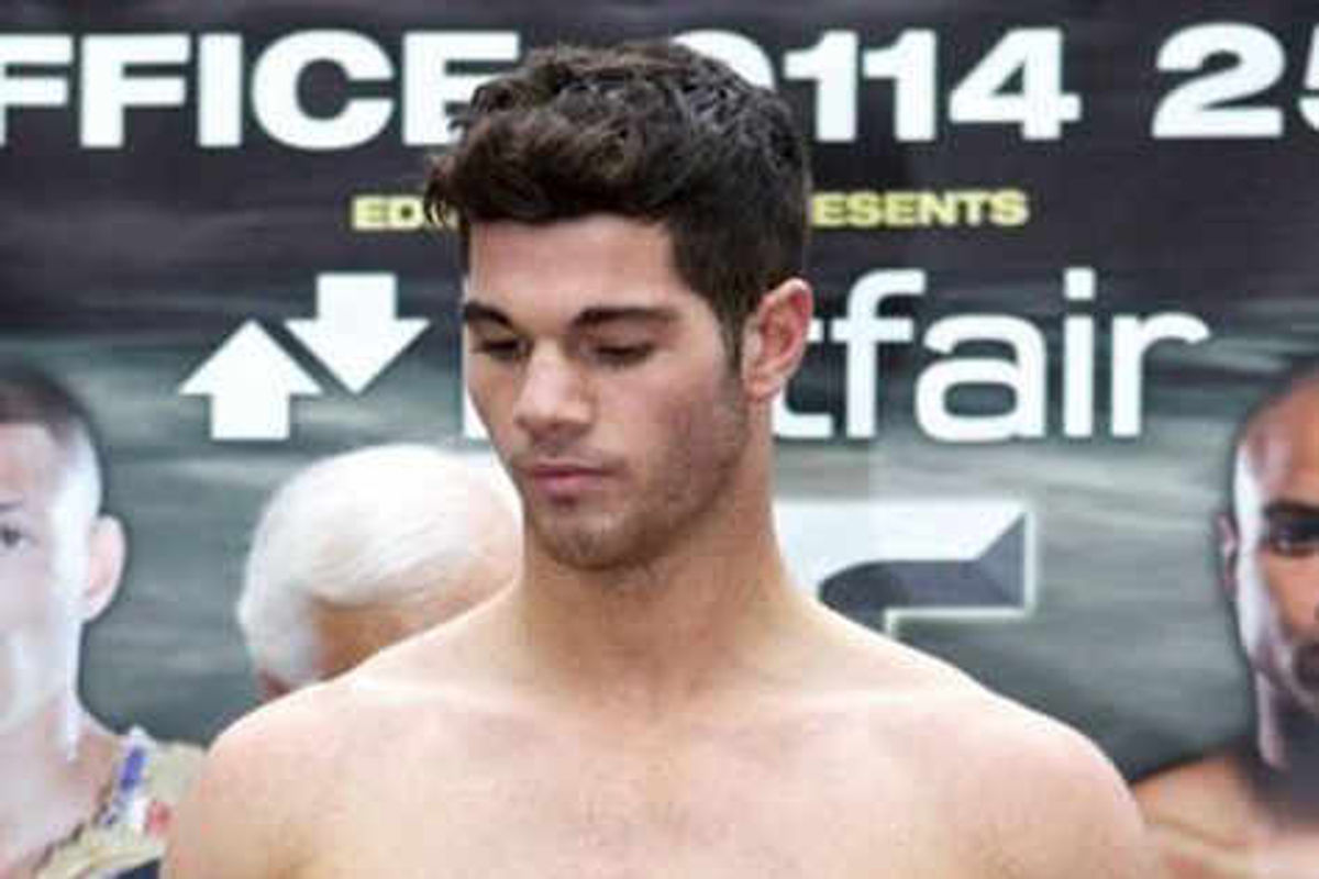 Ryan Aston predicts fifth round KO | Express & Star