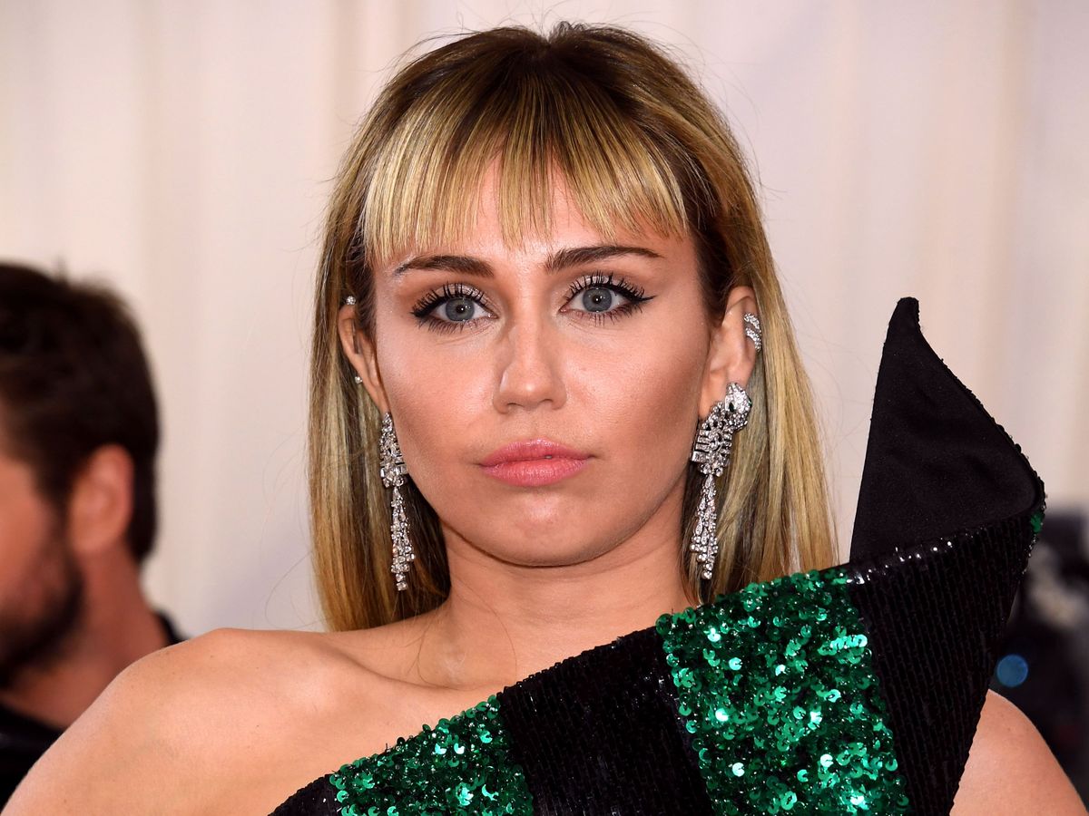 Miley Cyrus announces new album Endless Summer Vacation | Express & Star