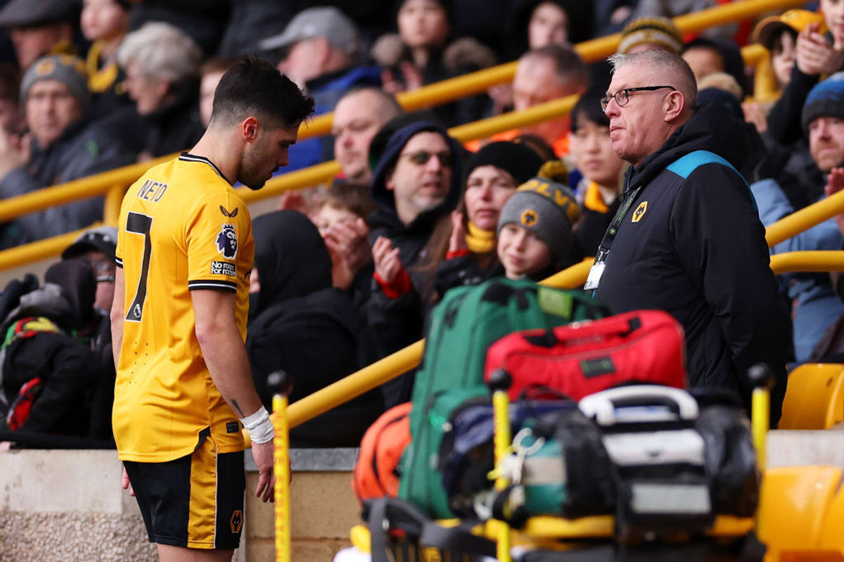 Gary O'Neil issues update on latest Wolves injuries | Express & Star