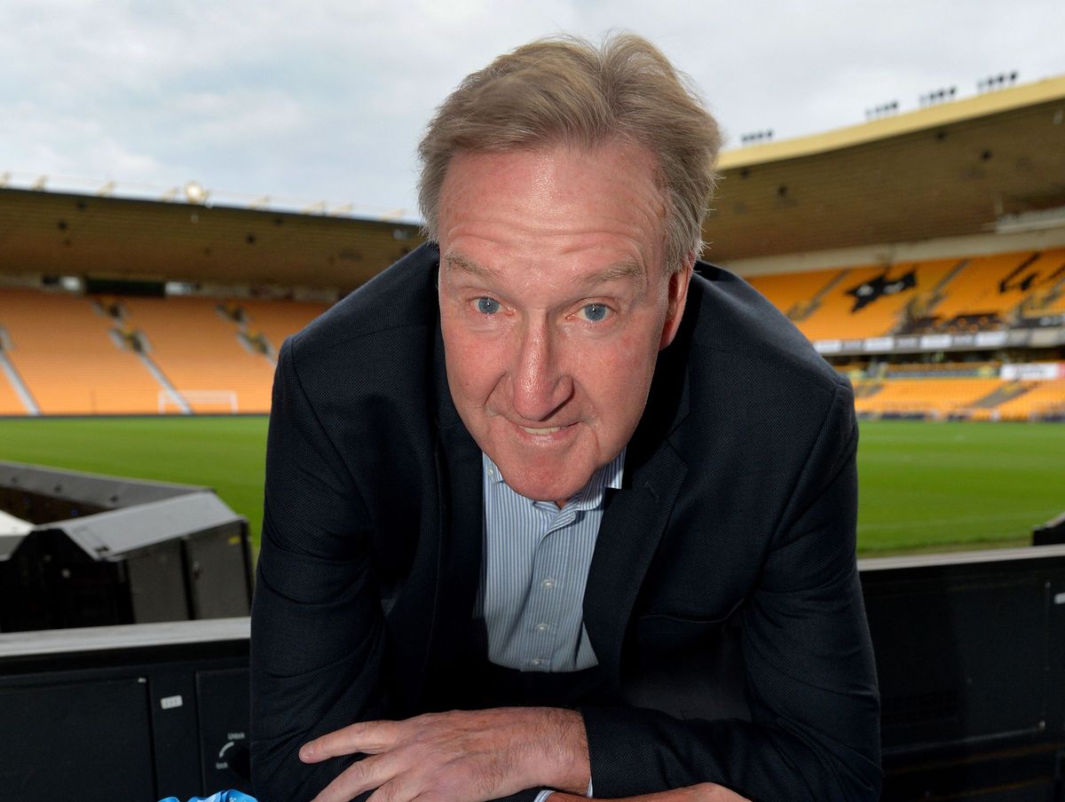 Wolves legend Steve Daley help raise awareness about prostate cancer ...