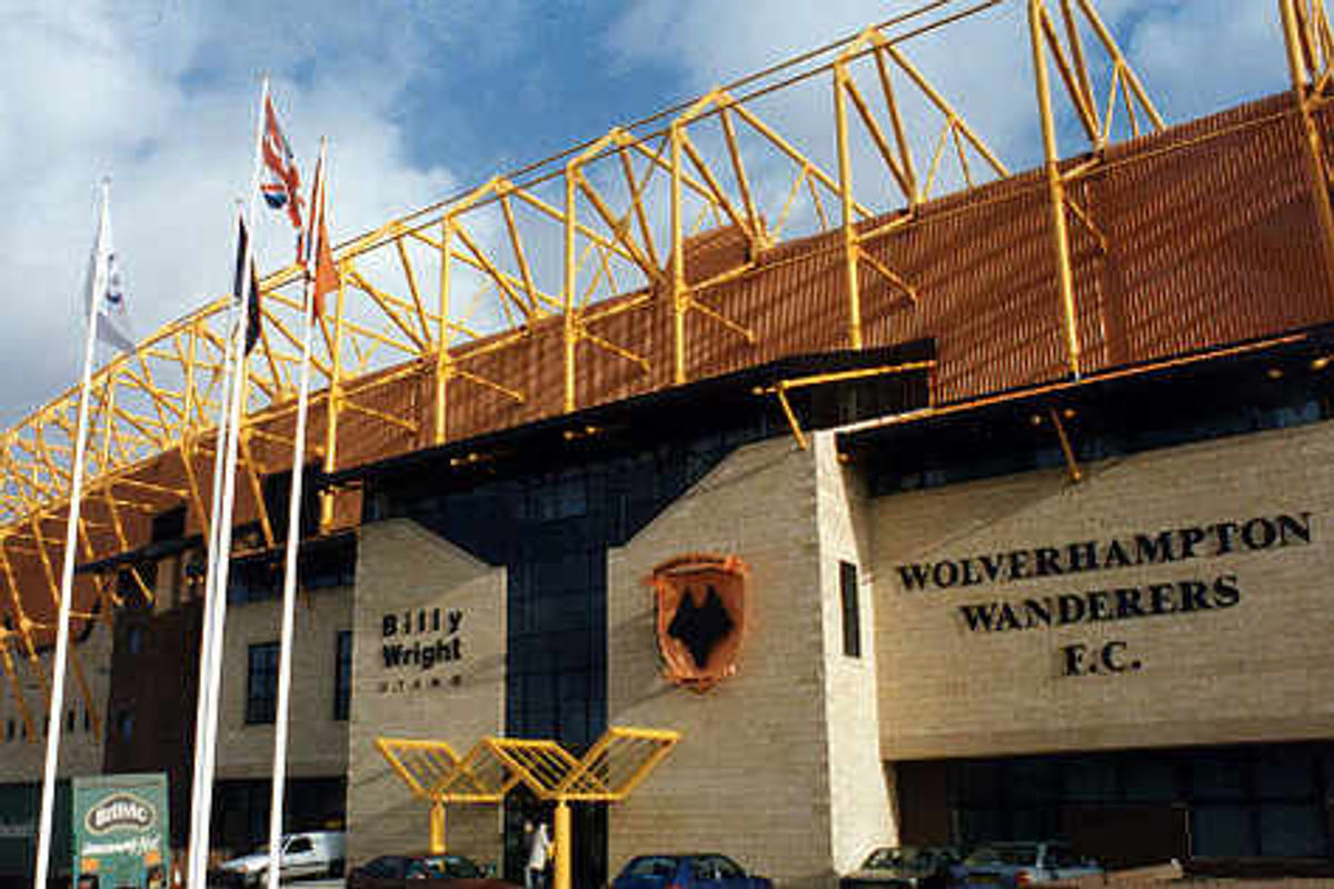 Standing invitation for Wolves fans | Express & Star