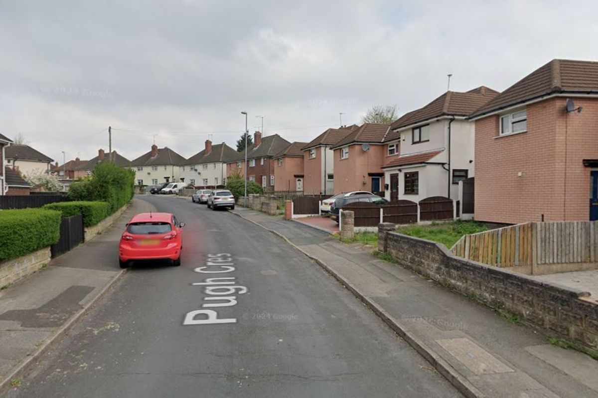'Controlled explosion' carried out by army in Walsall - residents ...