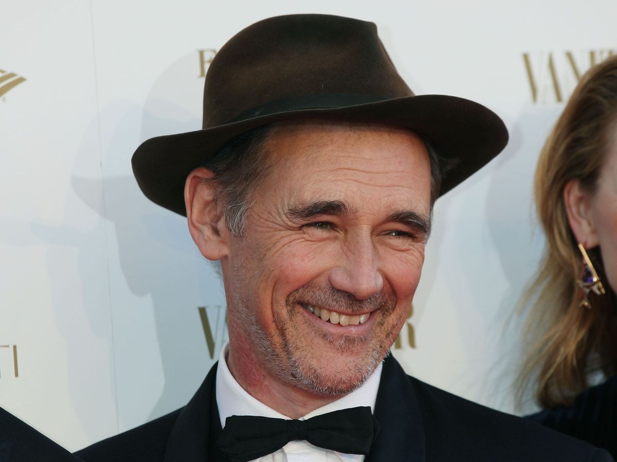 Sir Mark Rylance urges university to ban rat swim experiments ...