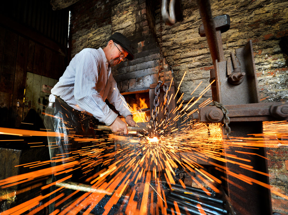 Black Country Living Museum's veteran chainmaker retires after years of passing on skills ...