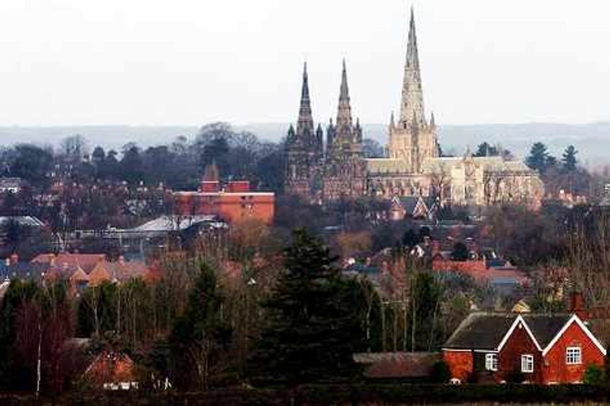 Forces medical experts to gain freedom of Lichfield | Express & Star