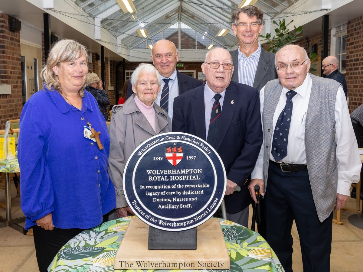 Plaque honouring NHS staff at former Wolverhampton hospital unveiled ...
