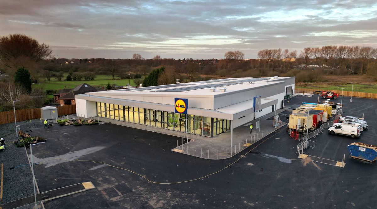 See the latest developments as the new Lidl supermarket in Walsall ...