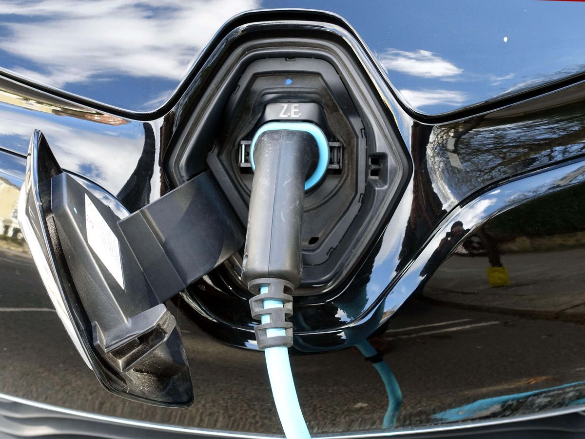 EVs could power homes if UK suffers major power cut – think tank ...