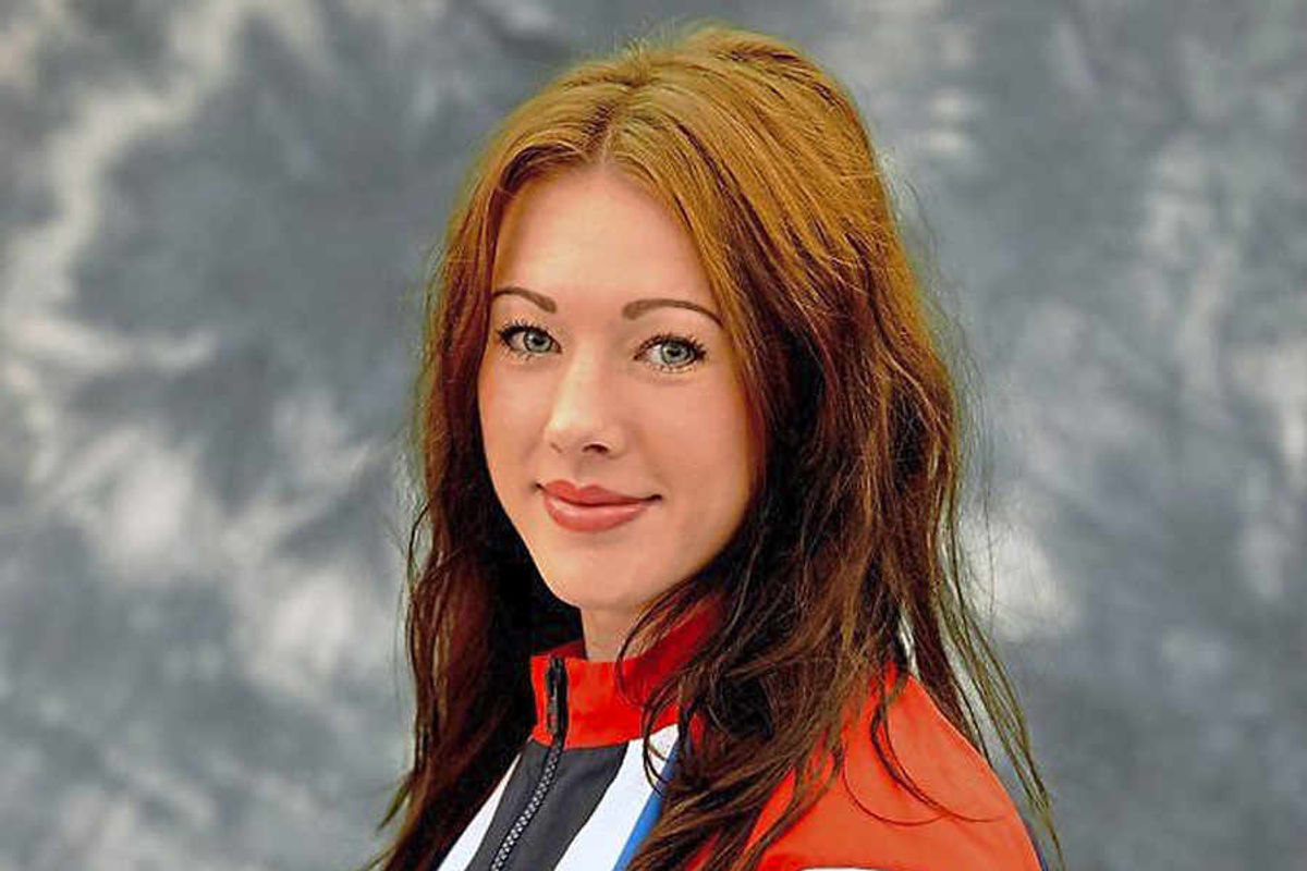 Medal joy for Shropshire judo stars Sarah Adlington and Kelly Edwards ...