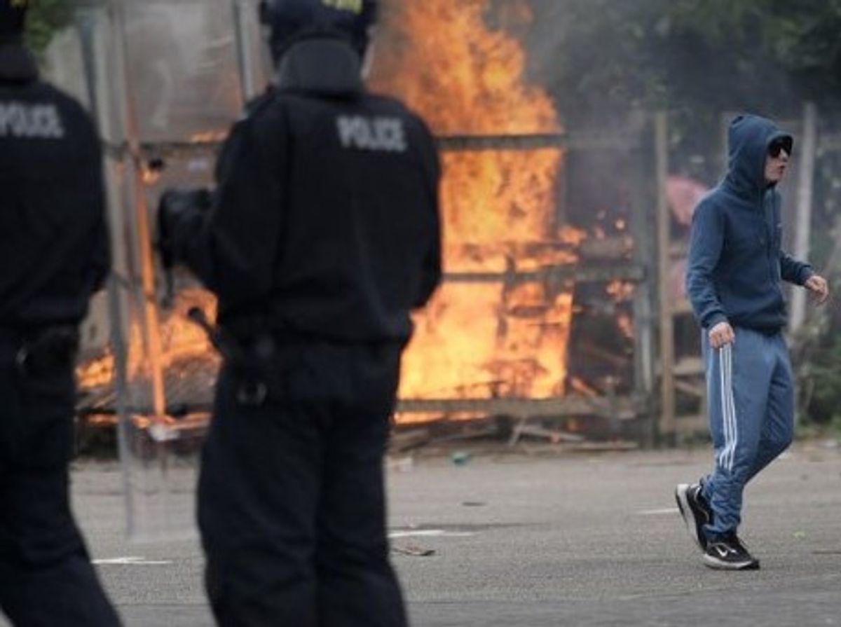 Staffordshire Police praised for 'bravery' during 2024 riots - but ...