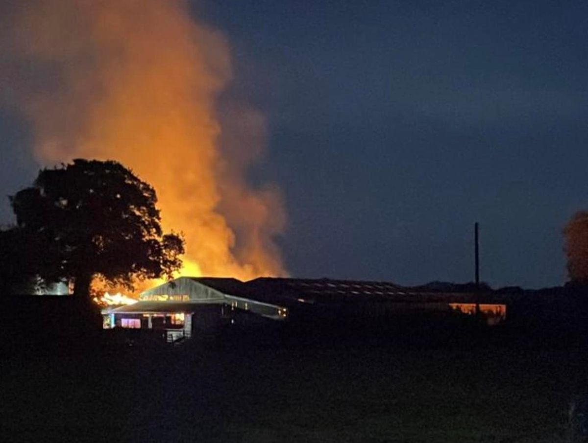 Fire crews from across county sent to huge barn fire involving '300 ...
