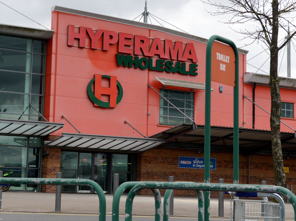 Armed Hyperama cash and carry raid 'was inside job' | Express & Star