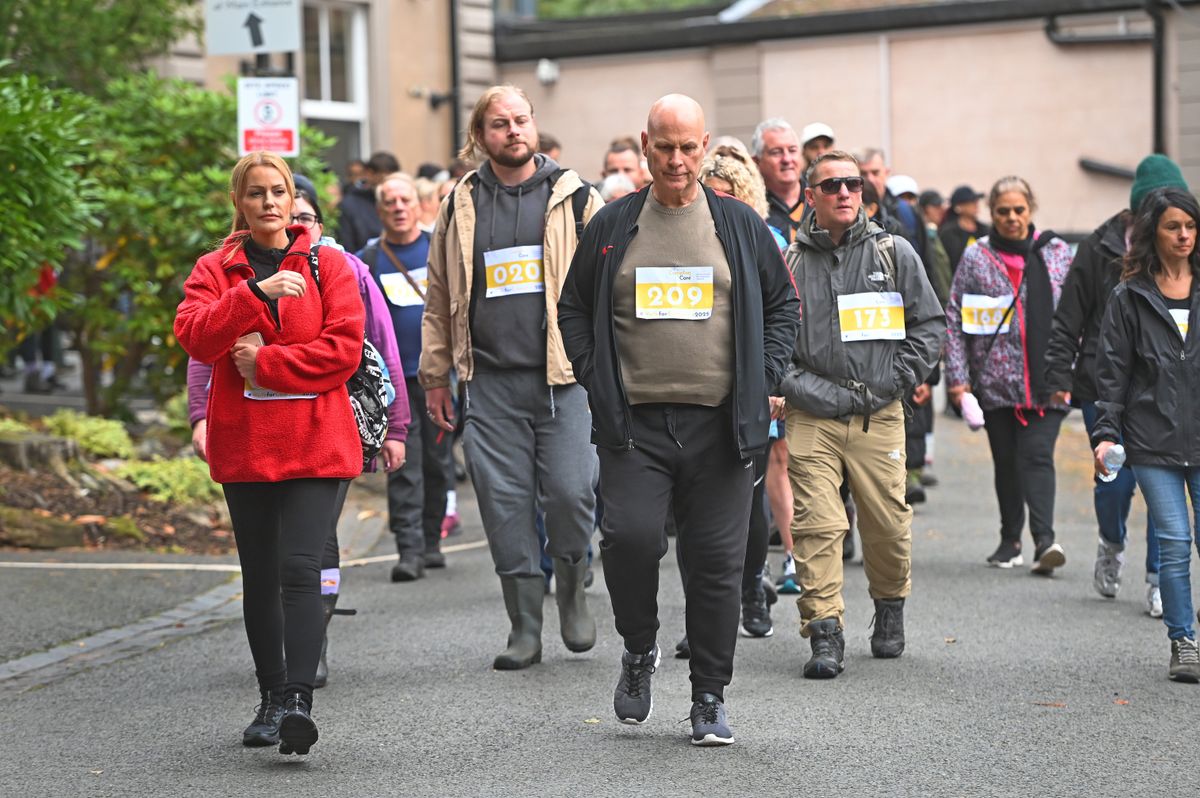 Families and friends walk in memory of loved ones to support palliative ...