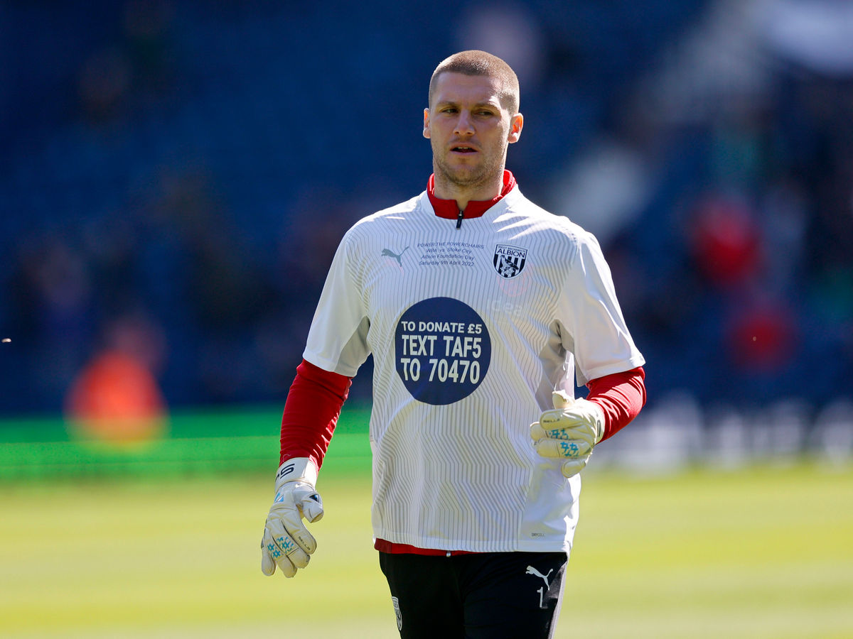 Keeper Sam Johnstone keen to work with familiar face after completing ...