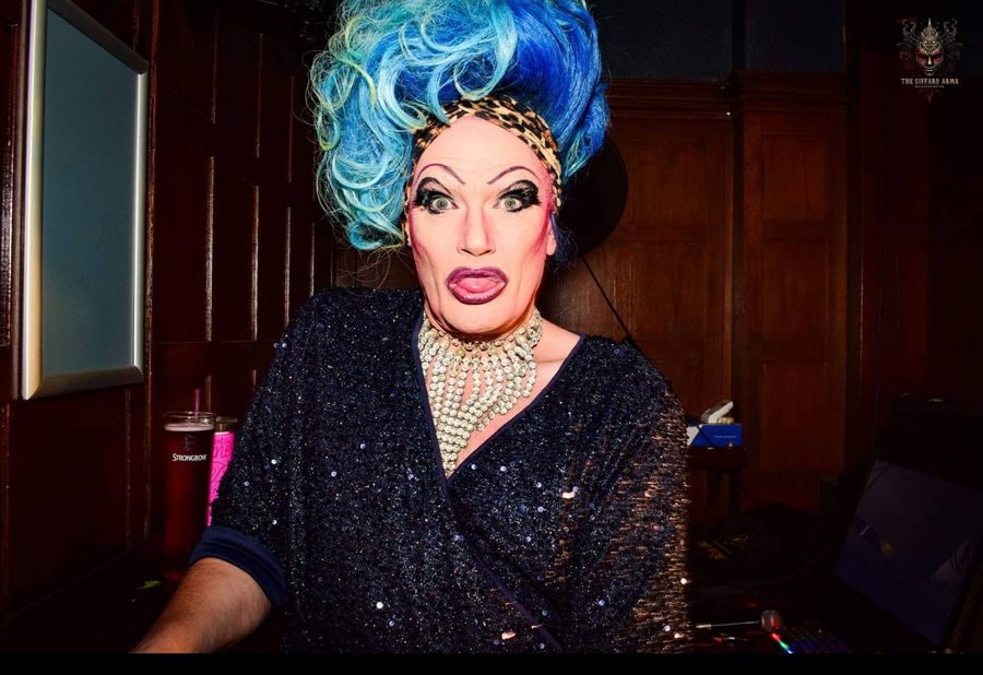 Sadness as death of DJ at iconic Wolverhampton rock venue is announced ...