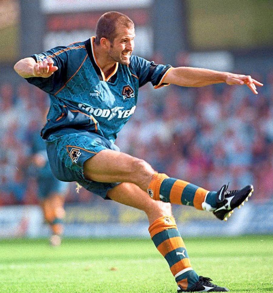 Wolves fans share memories and tributes to legendary striker Bully as ...