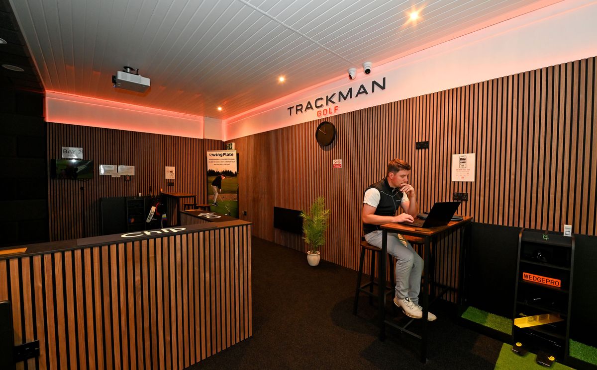 Tee off whatever the weather as Telford’s first indoor golf simulation ...