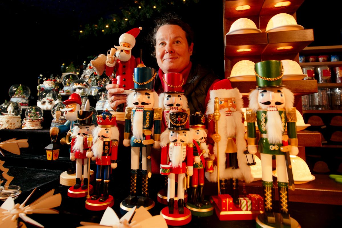 Telford market attracts Christmas crowds despite delayed opening ...