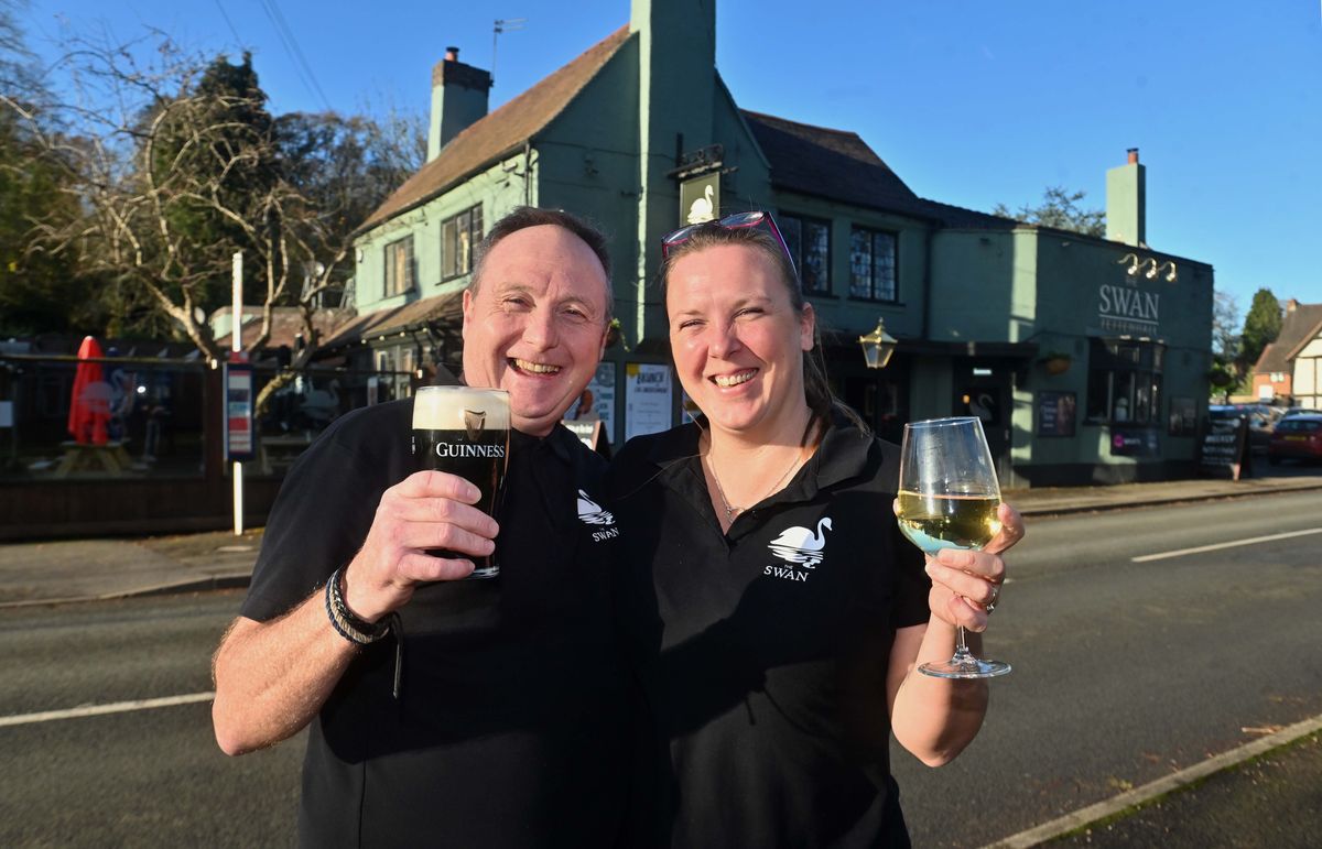 We visited a Wolverhampton village pub which has a long family connection with the managers and ...