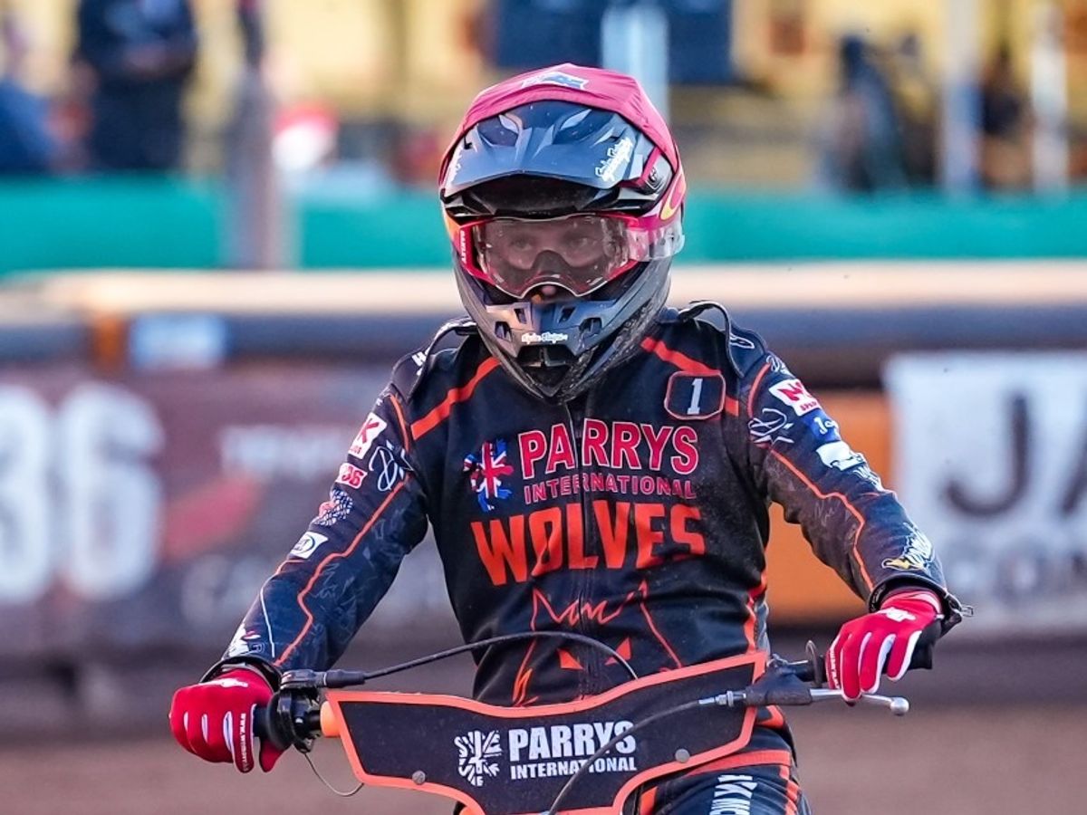Sam Masters seals a Monmore return | Express & Star