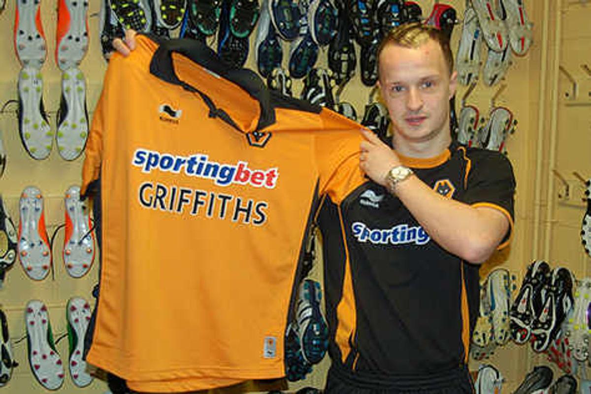 Wolves soon to sign Leigh Griffiths | Express & Star