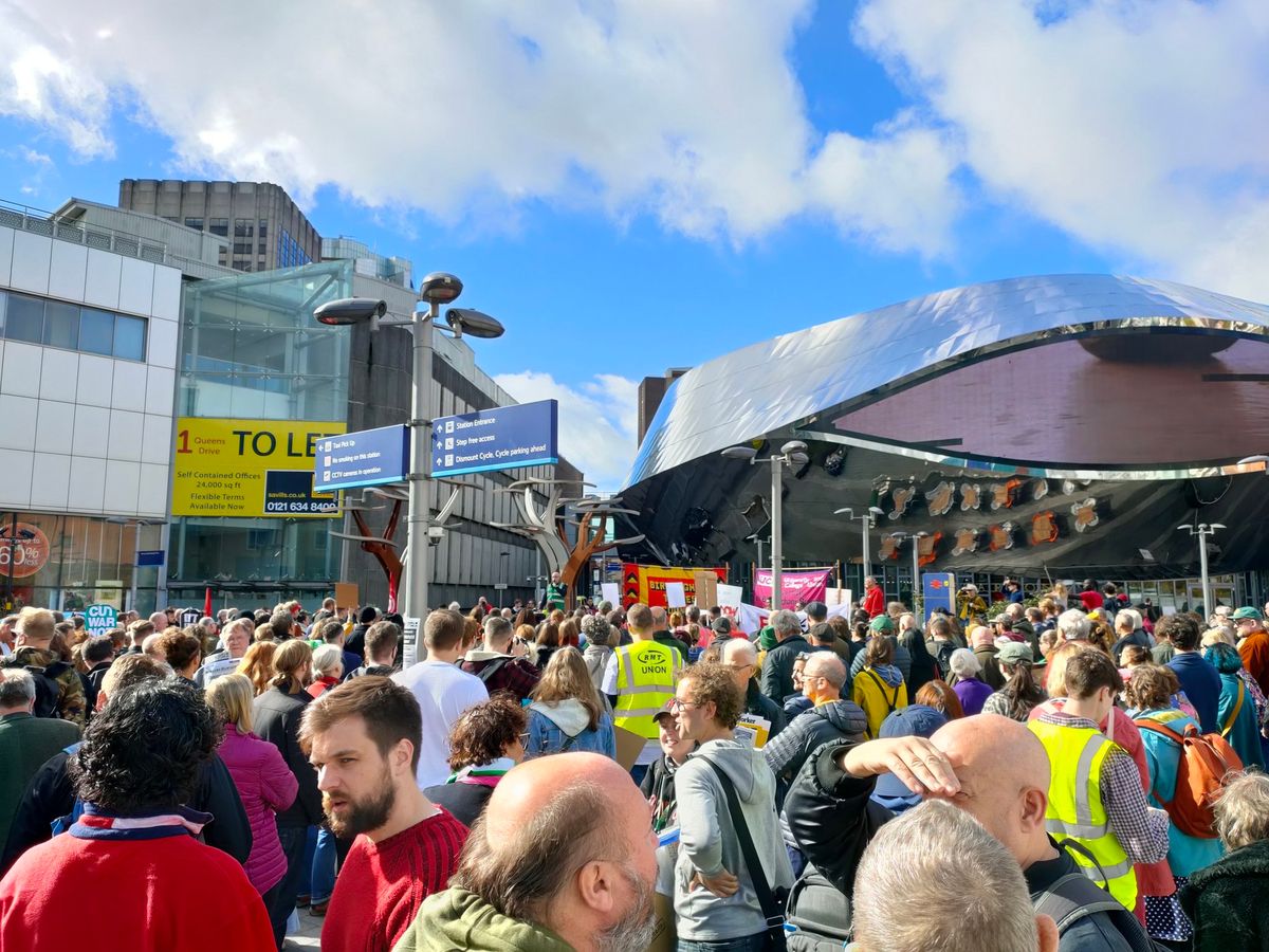 Birmingham MP urges 'angry' protesters to be 'peaceful' as thousands ...